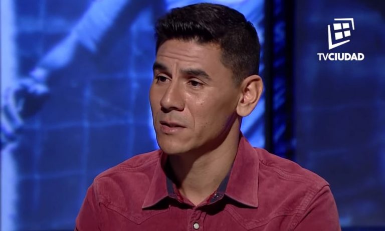 OSCAR USTARI Y UNA ENTREVISTA A FONDO EN LA TV DE URUGUAY - Fútbol del ...